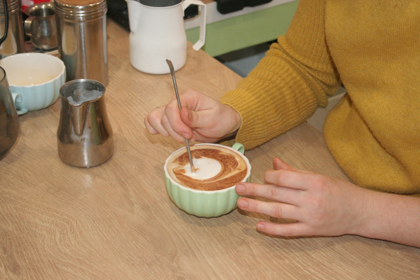 Coffee Cat Rouen : Café avec Chats en Attente d’Adoption et Atmosphère ...